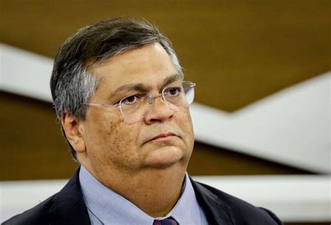 Dino pode ser convocado para explicar visita ao Complexo da Maré