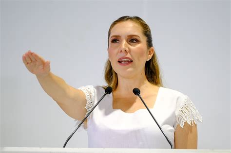 Atenea Gómez Ricalde asume la presidencia municipal de Isla Mujeres con
