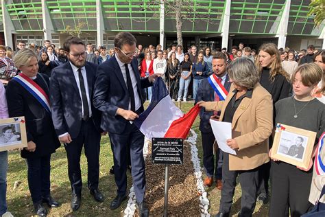 Hommage à Samuel Paty et Dominique Bernard lécole reste debout