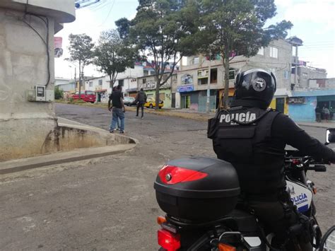 Policía Ecuador on Twitter CONTROLES Personal policial ejecuta