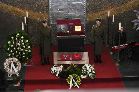 Pogrzeb Janusza Majewskiego Ostatnie pożegnanie wybitnego reżysera