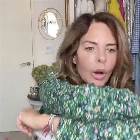 Weather Woman Accidentally Flashes Boobs On Tv Telegraph