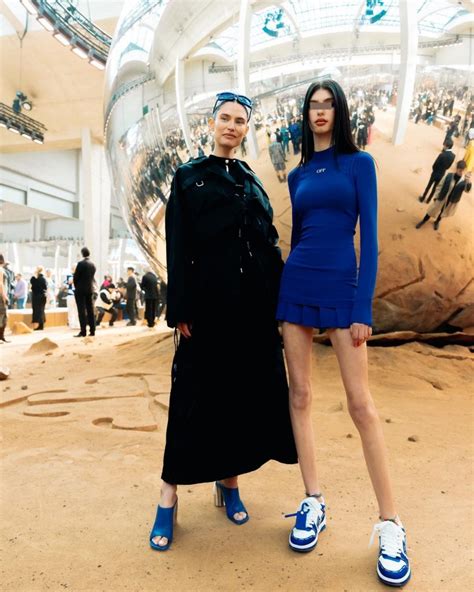 Bianca Balti Con Matilde Lucidi Alle Sfilate Di Parigi Mamma E Figlia