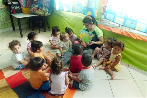 Compartilhando Saberes Na Educa O Infantil Conta O De Hist Rias