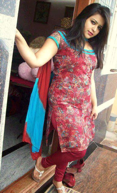 Beautiful HoT Girls Wallpapers Punjabi Aunties