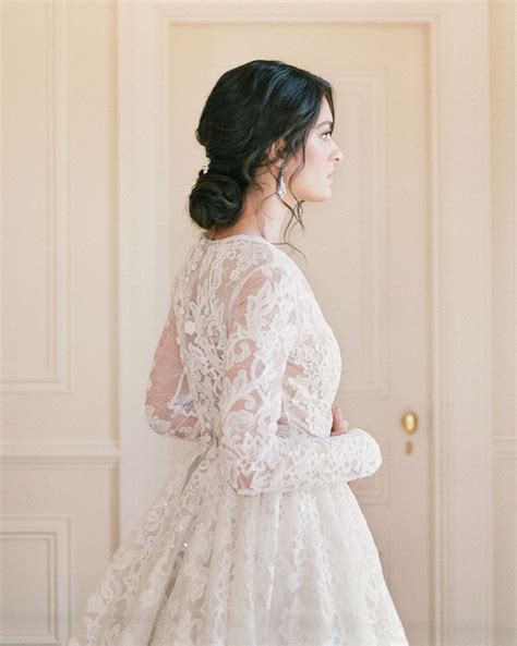 Best Bridal Portrait Ideas And Helpful Tips To Take A Photoshoot