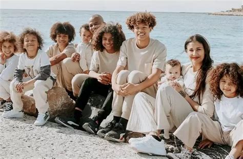 Raoudha Jean Z Phirin Familles Nombreuses La Vie En Sexplique