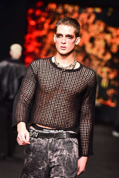 De Cropped Ou Blazer Jo O Guilherme Cone Fashion Sem Esfor O