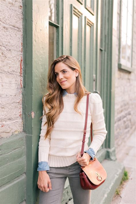 Road Trip Outfit Ideas With Styling Tips