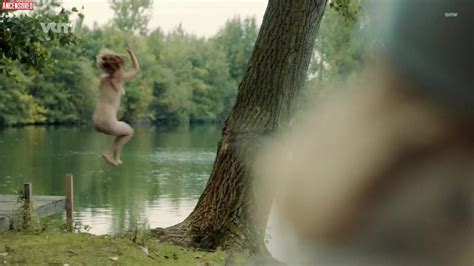 Naked Maaike Neuville In Clan