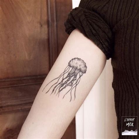 Details Jellyfish Tattoo Simple Super Hot In Coedo Vn