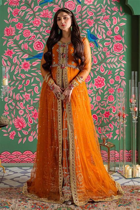 Pin By Kanwal On Pakistani Actresses Outfits Fashion Pakistani Actress