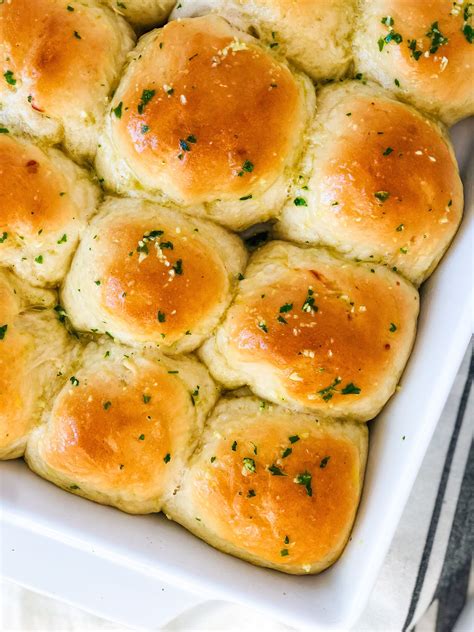 Garlic Parmesan Dinner Rolls Recipe Fetty S Food Blog