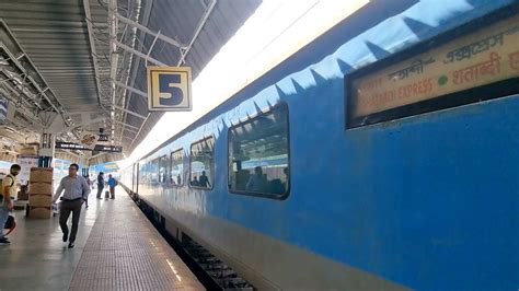 HOWRAH To RANCHI Full Train Journey 12019 Shatabdi Express Indian