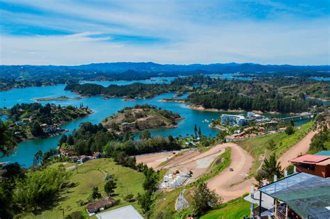 Guatape Medellin Magico Colombia