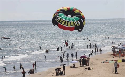 Cuidado con el golpe de calor tras el aumento de la temperatura en Mazatlán