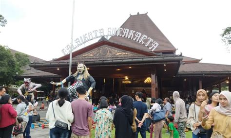 5 Kota Terpadat Di Jawa Tengah No 1 Bukan Semarang