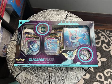 Mavin Pokemon TCG 3 Eevee Vmax Premium Collection Set Jolteon Flareon
