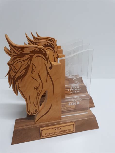 Trophées personnalisés Laser Art Pacific