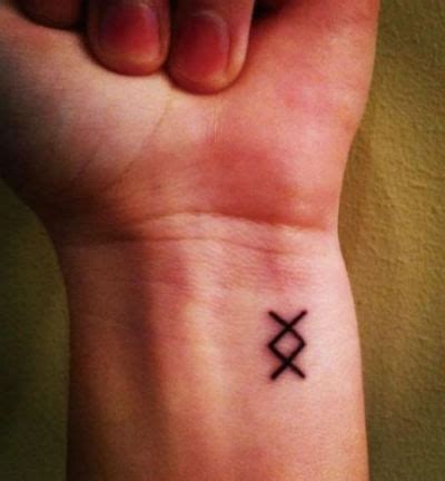 Las Mejores Ideas De Tatuajes Peque Os Para Mujeres Y Hombres