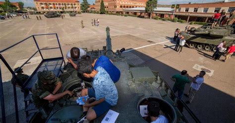 Nueva jornada de puertas abiertas en la Academia de Logística de Calatayud