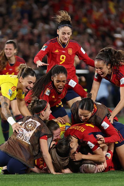 Ellas hacen historia la Selección Española Femenina de Fútbol gana la