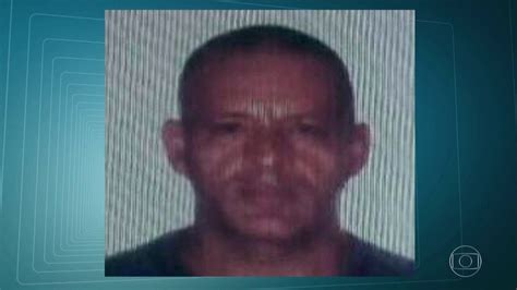 Vídeo Policial Militar reformado é assassinado dentro de casa em Nova