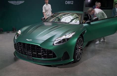 Premiera Aston Martin DB12 już w Polsce Pierwszy Super Tourer z