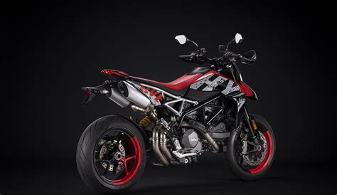 Nowe szaty łobuza Ducati Hypermotard 950 RVE w nowym malowaniu