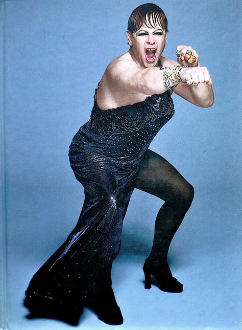 Versace The Naked And The Dressed 20 Years Of Versace By Avedon By
