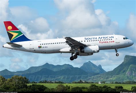 ZS SZJ South African Airways Airbus A320 232 Photo By Niclas Karich
