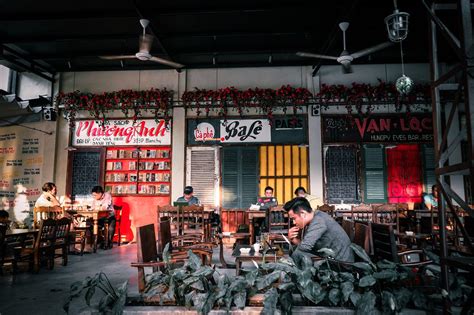 Sài Gòn bánh mì cà phê