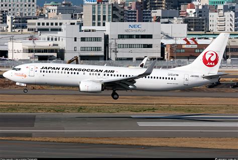JA03RK Japan Transocean Air Boeing 737 8Q3 WL Photo By Sierra Aviation