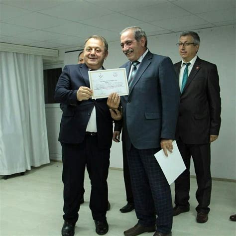 Bey Ehir De Okullara Beyaz Bayrak Ve Beslenme Dostu Okul Sertifikalar