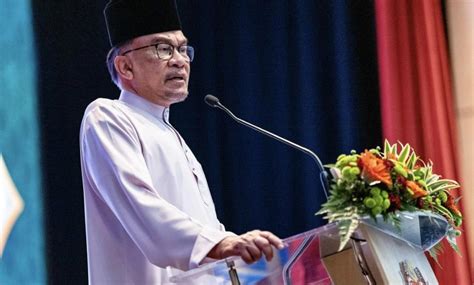 PM Anwar Minta Rakyat Humban Ahli Parlimen Bantah Kenaikan Gaji