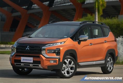 Mitsubishi Xpander Cross 2023 ra mắt Nhiều tính năng mới nhưng giá chỉ