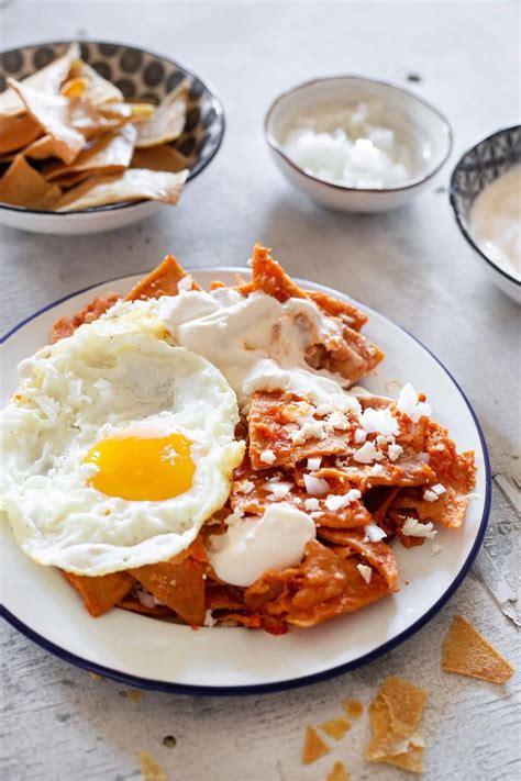 Chilaquiles Rojos Easy Mexican Breakfast Maricruz Avalos Kitchen