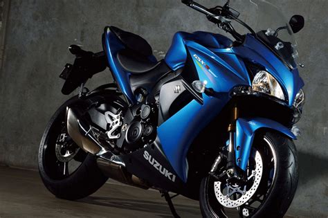 Ficha técnica de la Suzuki GSX S1000F 2015 Masmoto es