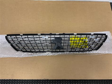 Peugeot Oe Grill Atrapa Zderzaka Przód 308 T9 Lift 18 1627679480
