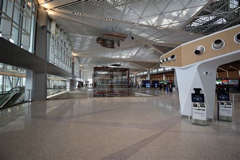 First Airport Lounge Opens At Newark Liberty S New Terminal A Airport