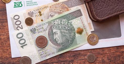 Czternastki dla emerytów Projekt jest już gotowy Money pl