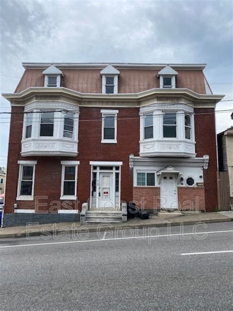 Request A Viewing For 415 W Washington St Unit 2 Tenant Turner