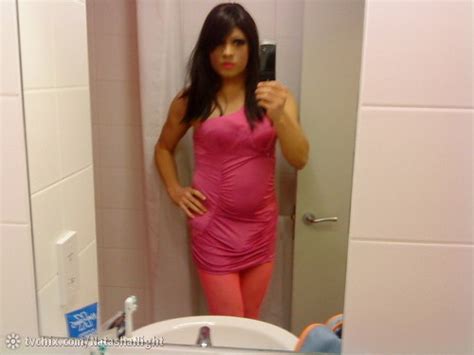 Gurls Who S Bulge Gives Away Their Secret Flickr