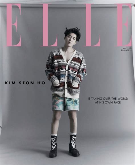 フォトキムソンホ深めのVネックでセクシー美ELLE Chosun online 朝鮮日報
