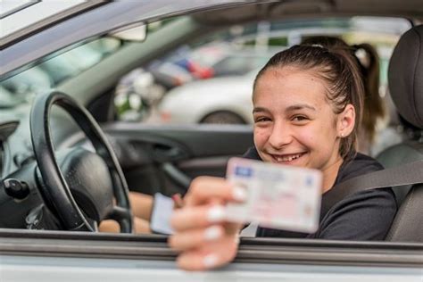 How To Become A Car Test Driver Apartmentairline
