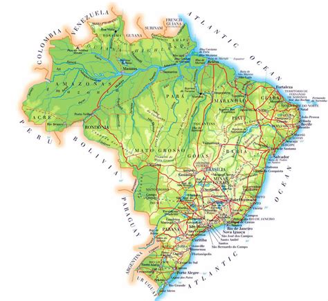 Detallado mapa de elevación de Brasil con ciudades carreteras y