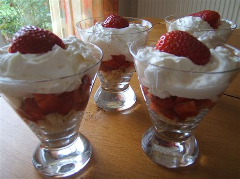 Recette Verrine de fraises à la mascarpone La cuisine de Martine