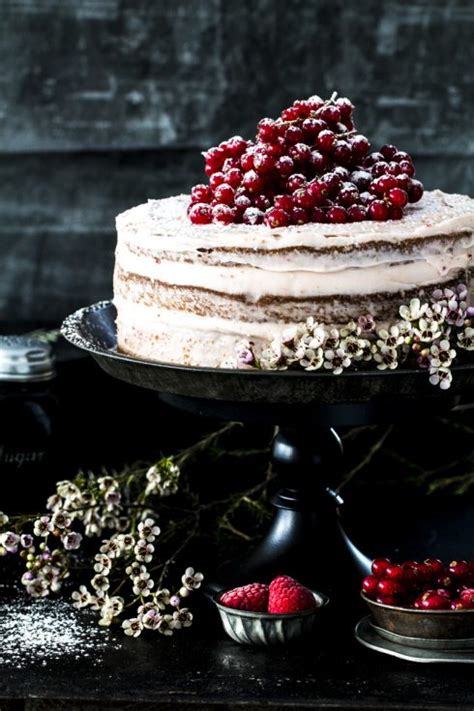 Halbnackte Torte Mit Johannisbeeren Dee S K Che