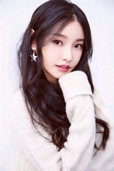 性感模特前凸后翘身材火辣美女明星最新高清写真 搜狐大视野 搜狐新闻