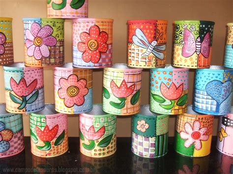 Latinhas de batata frita reciclada Pintura em tinta acrílica